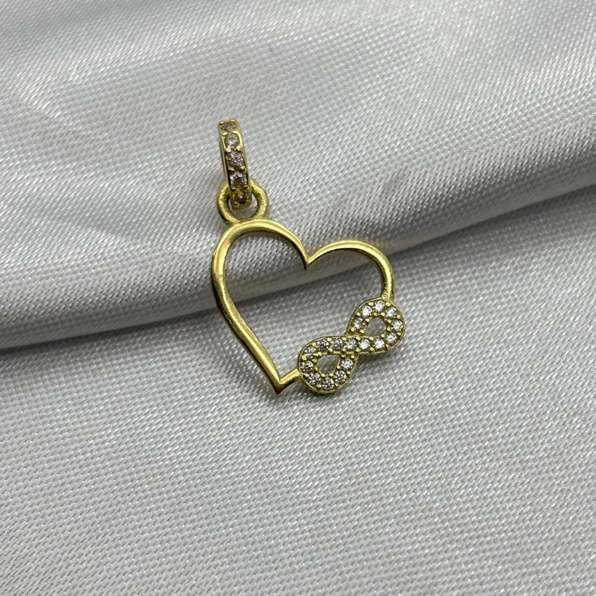 #D10221 - Dije Corazón Infinito Piedra Zirconia Oro 10K - K01/1.0 ...